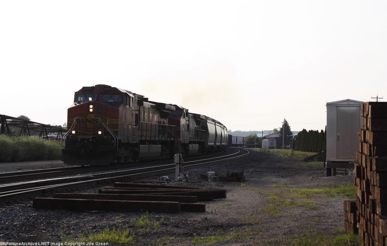 BNSF 4953